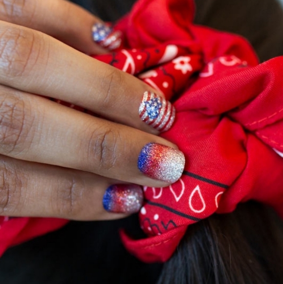 Color Street | Makeup | Broad Stripes Bright Stars | Poshmark